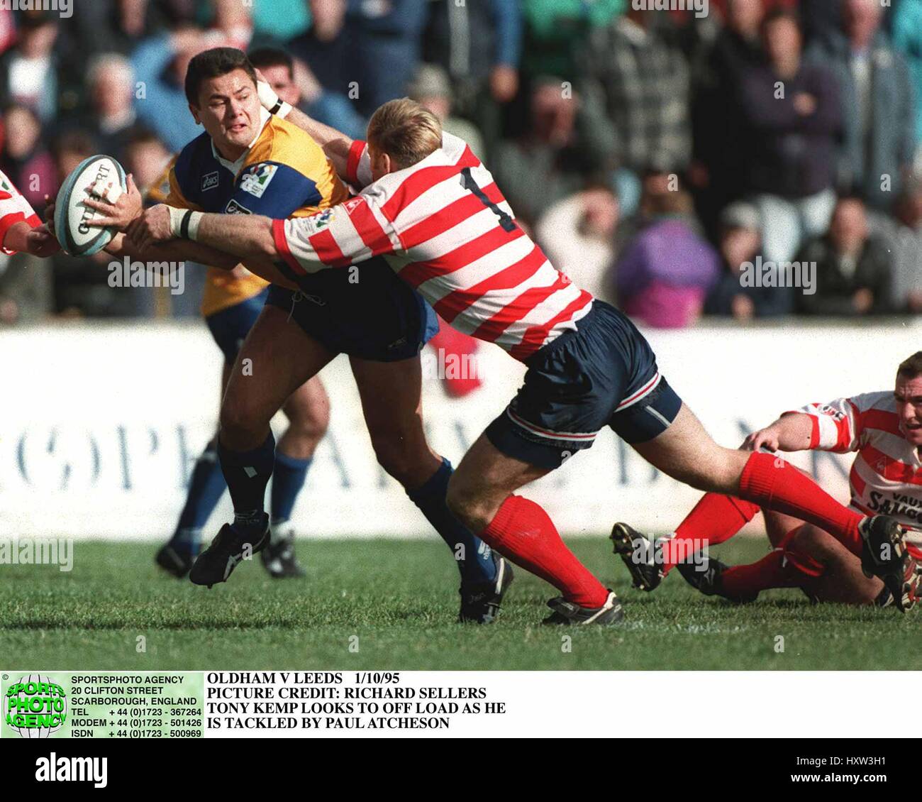 TONY KEMP & PAUL ATCHESON OLDHAM V LEEDS RLFC 02 October 1995 Stock ...