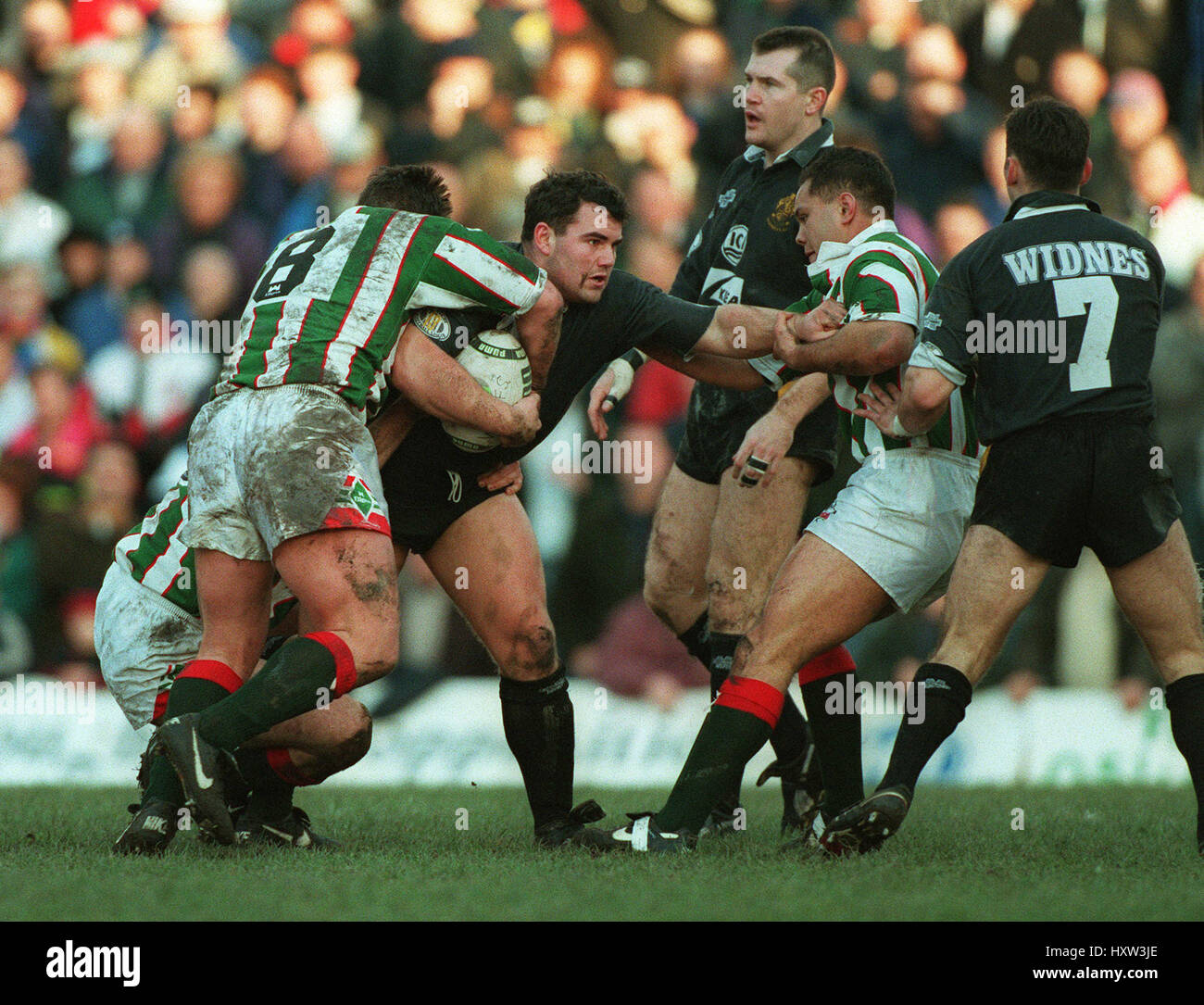 STEVE MCCURRIE WIDNES V WARRINGTON RL 27 February 1995 Stock Photo - Alamy