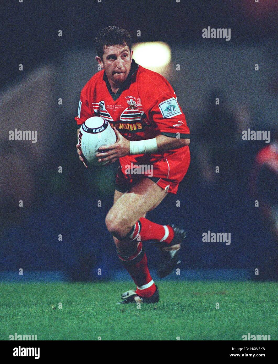 JONATHAN DAVIES WALES & WARRINGTON RL 16 October 1995 Stock Photo - Alamy