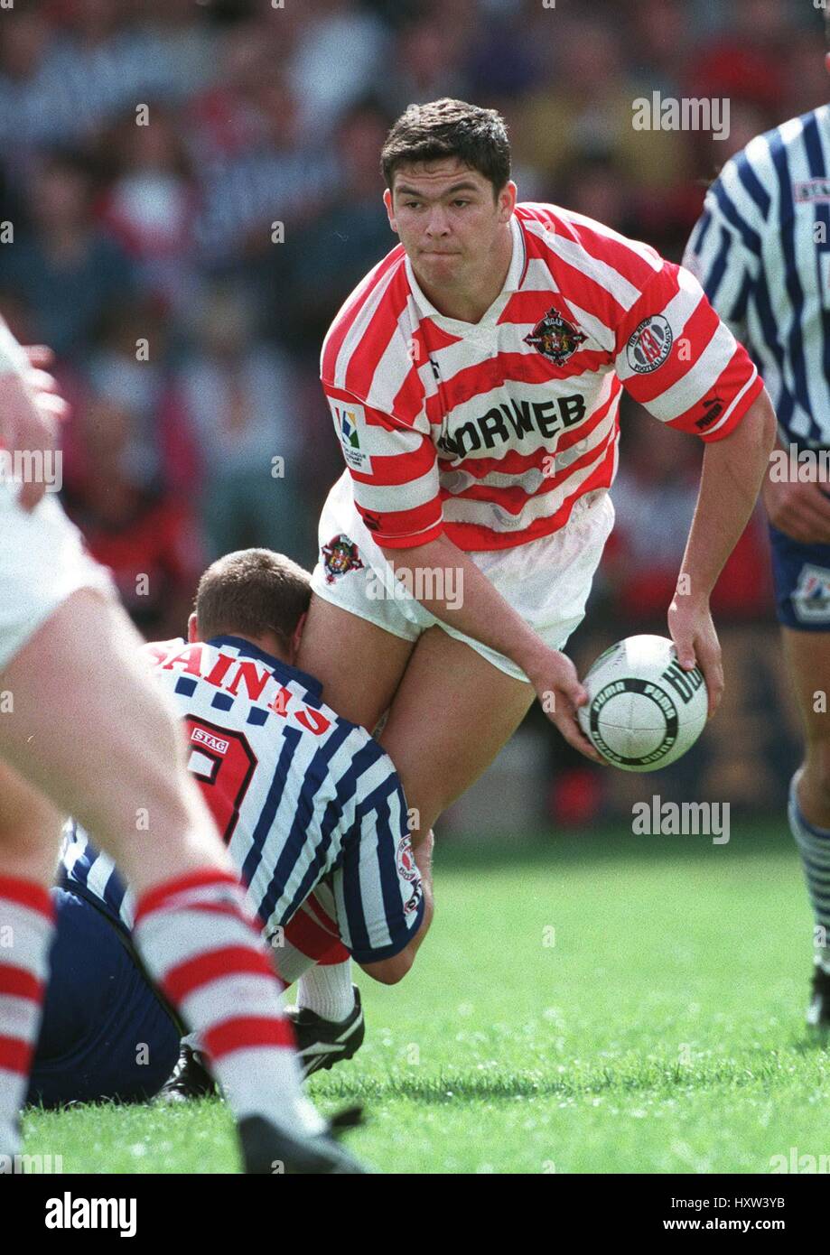 ANDY FARRELL & CUNNINGHAM ST. HELENS V WIGAN 07 December 1995 Stock ...