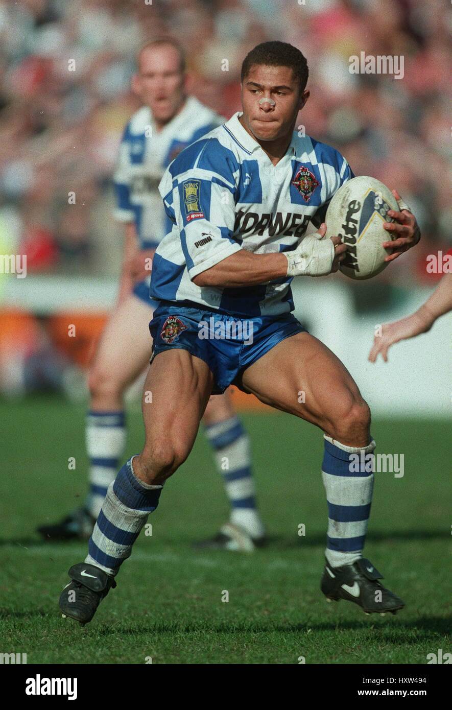 JASON ROBINSON WIGAN RLFC 10 April 1996 Stock Photo - Alamy
