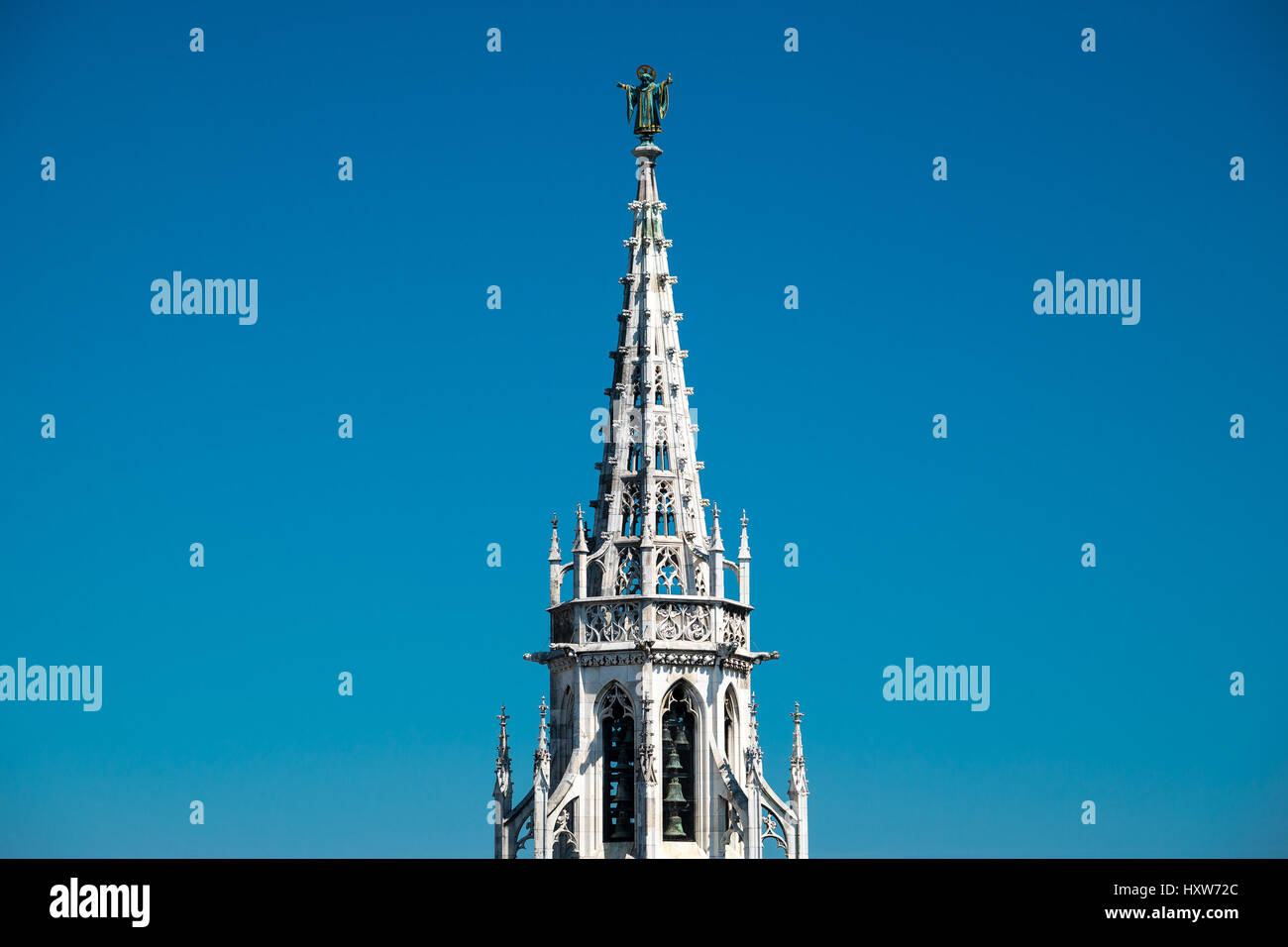 Spire of tower of the New Town Hall - Neues Rathaus. Marienplatz ...