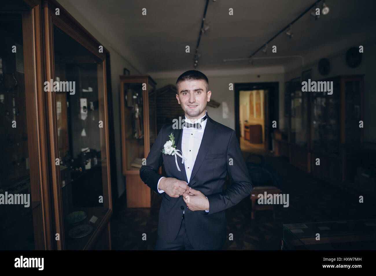 Suit style hi-res stock photography and images - Alamy