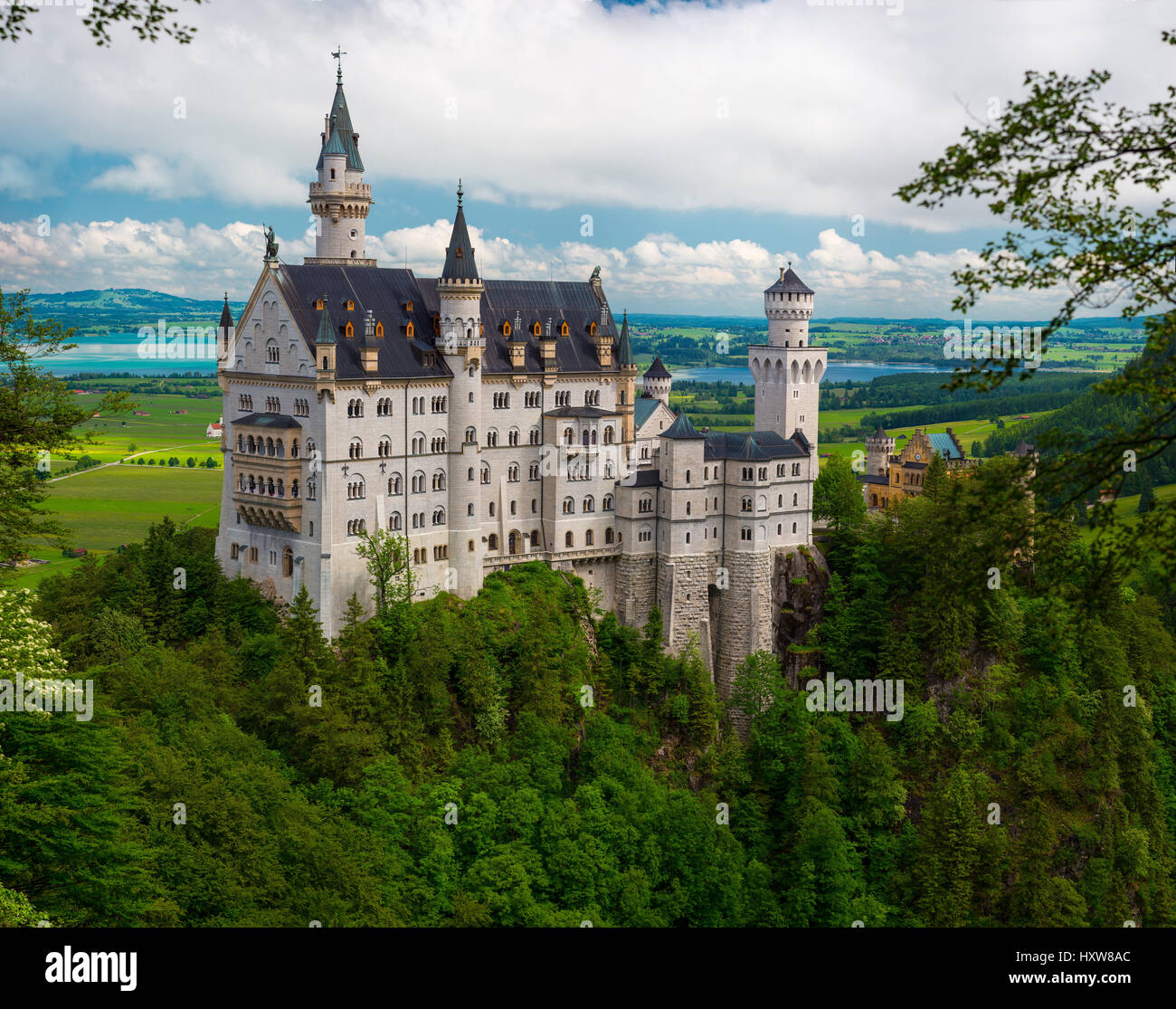 19th century romanesque revival palace hi-res stock photography and ...