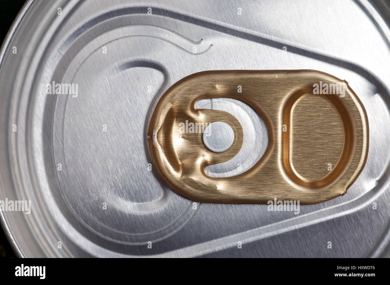 fore the closure of an aluminum can of soda Stock Photo - Alamy