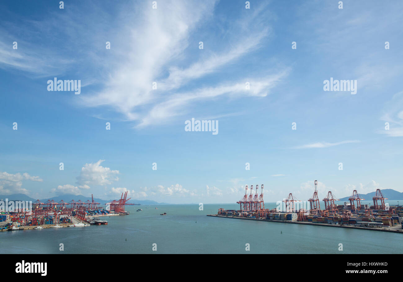 Shekou shenzhen skyline hi-res stock photography and images - Alamy