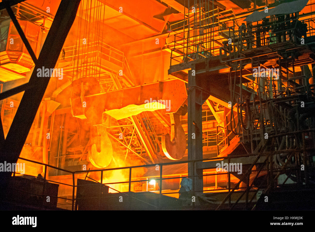China steel frame production hi-res stock photography and images - Alamy