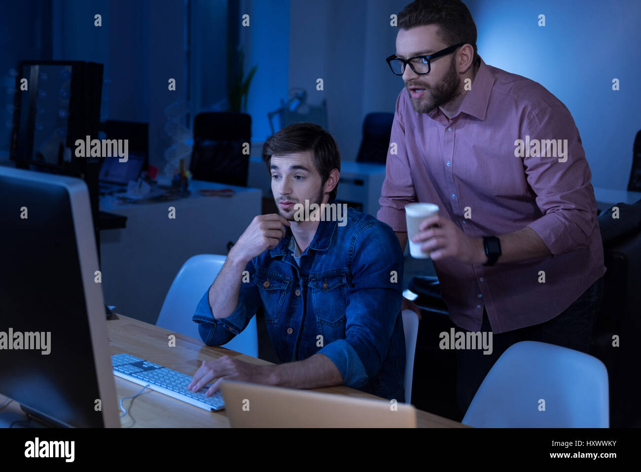 Programmers hi-res stock photography and images - Alamy
