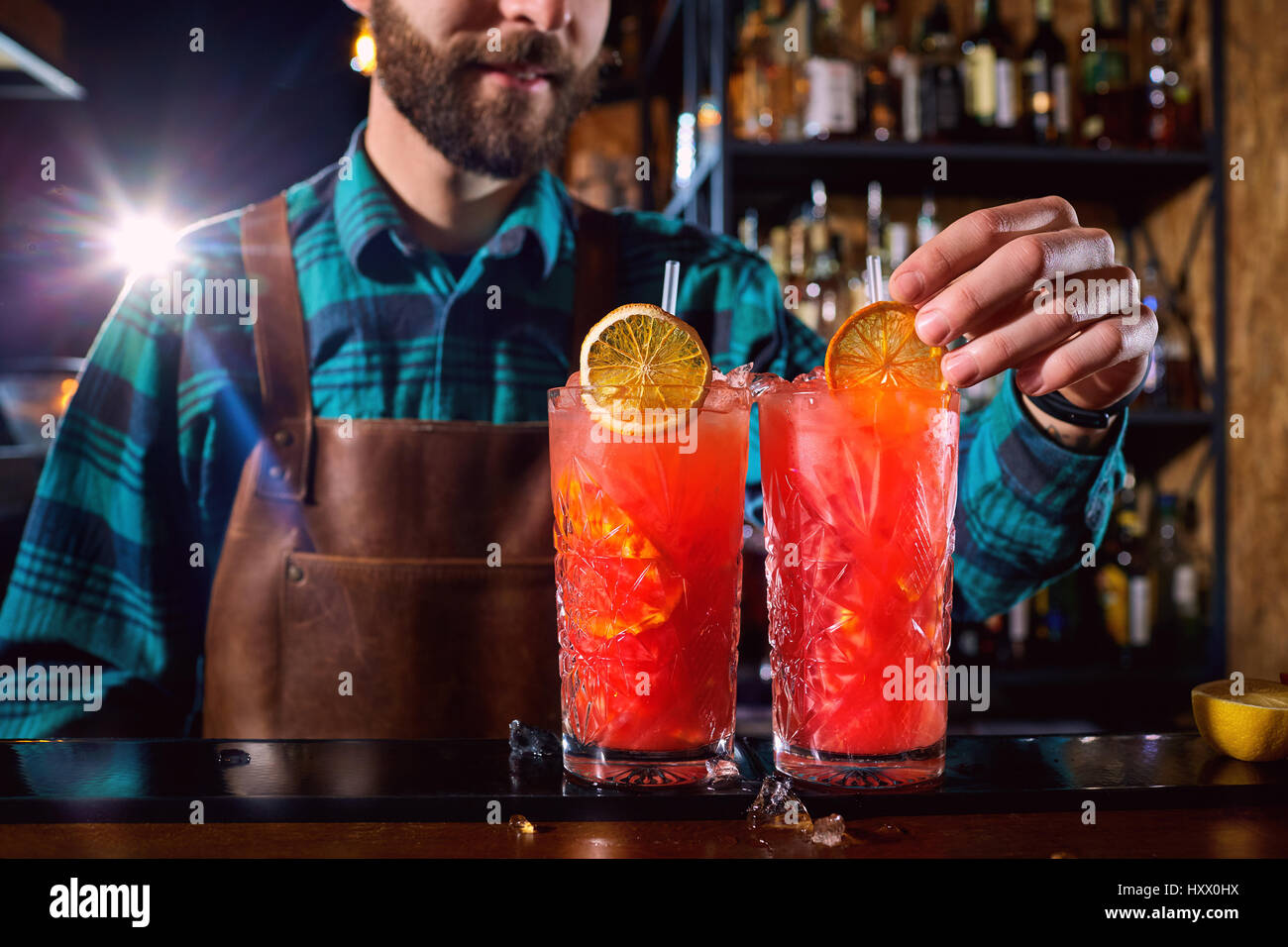 Hands bartender bar restaurant hi-res stock photography and images - Alamy