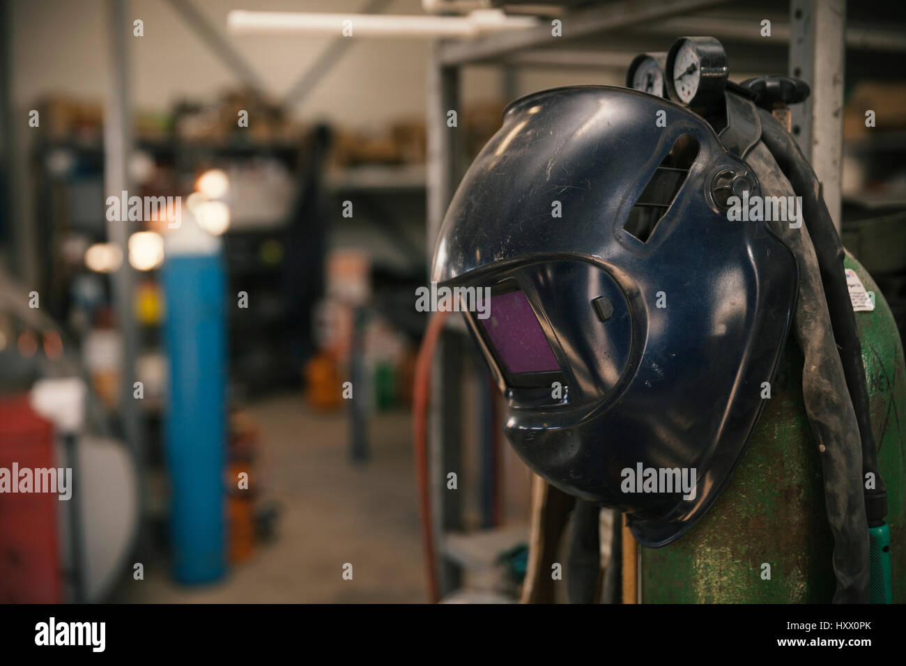 Welding mask hi-res stock photography and images - Alamy
