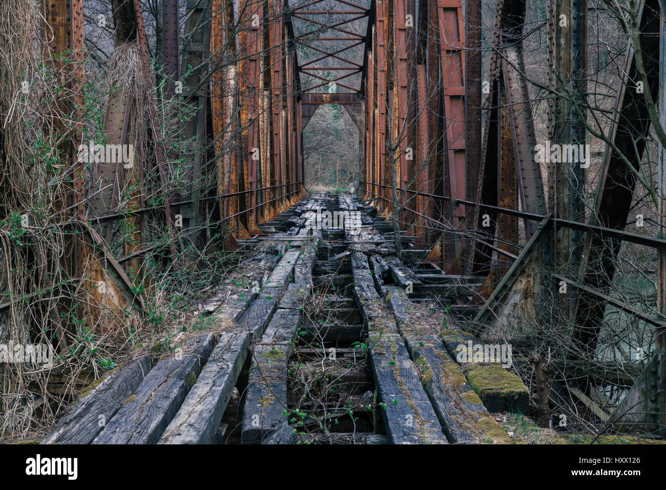 rusty old iron railway bridge Stock Photo - Alamy