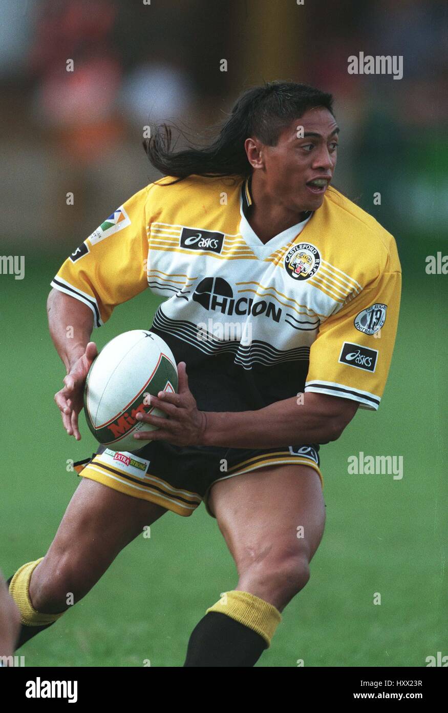 TAWERA NIKAU CASTLEFORD TIGERS RLFC 23 January 1996 Stock Photo - Alamy