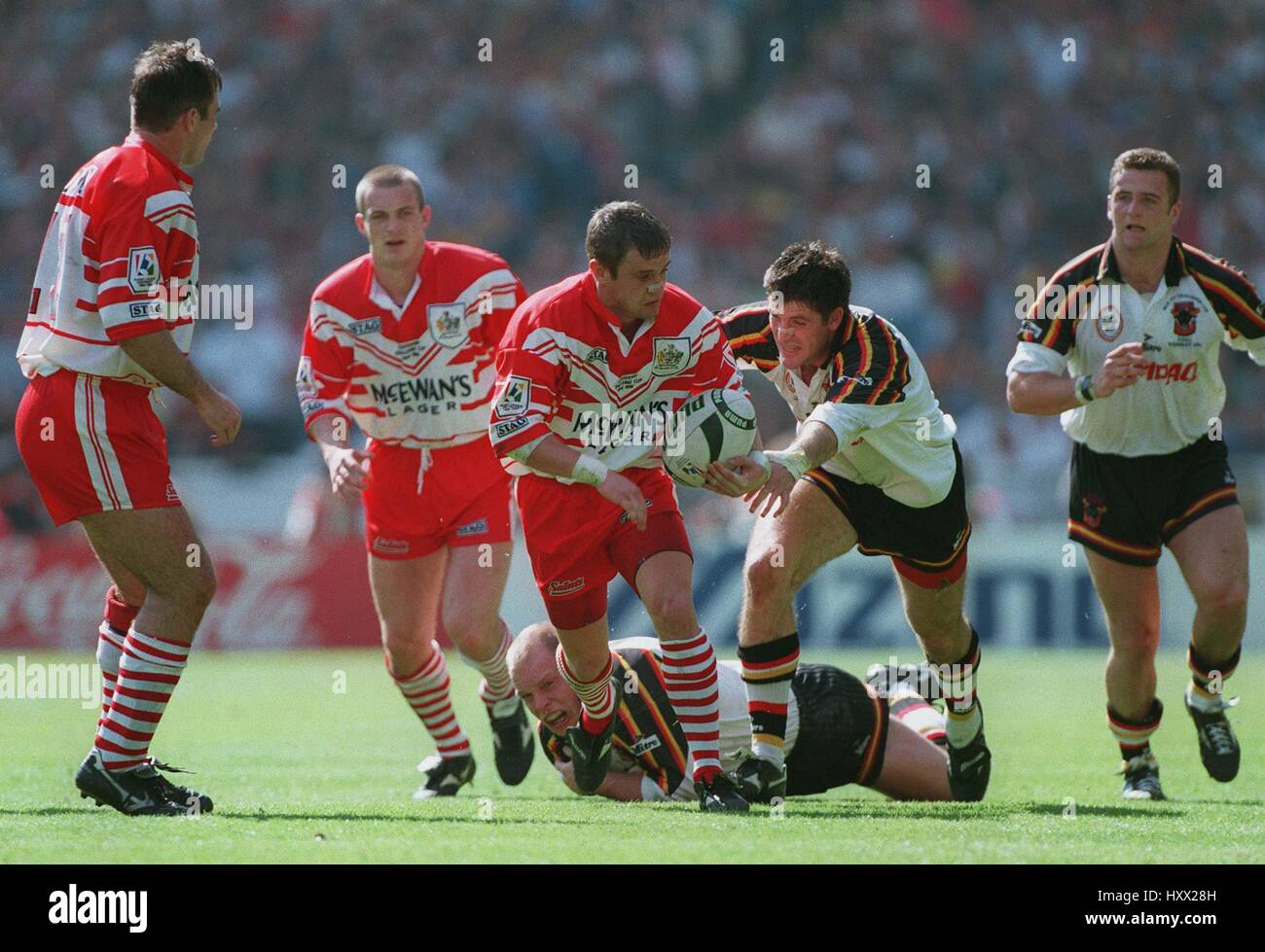 STEVE PRESCOTT GRAEME BRADLEY BRADFORD BULLS V ST. HELENS 29 April 1996 ...