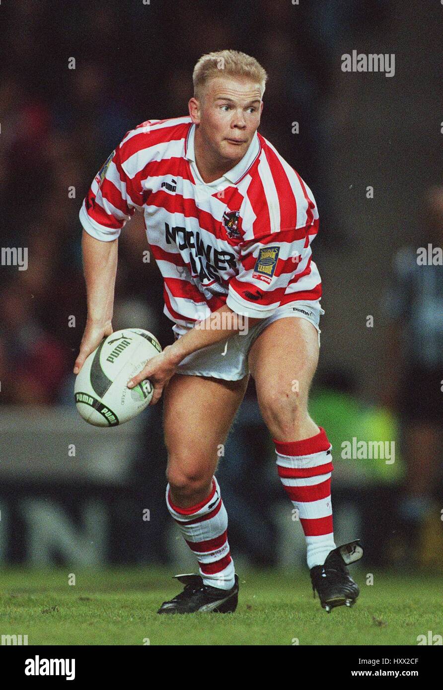 CRAIG MURDOCK WIGAN RLFC 09 May 1996 Stock Photo - Alamy