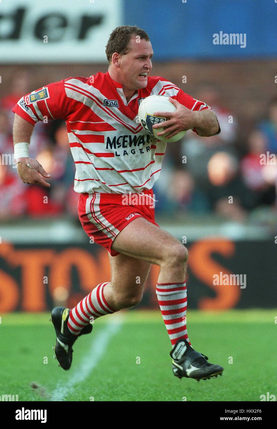 DEREK MCVEY ST. HELENS RLFC 13 May 1996 Stock Photo - Alamy