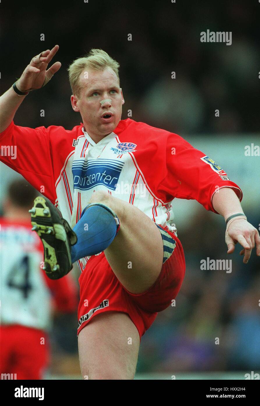 GRAEME HALLAS HALIFAX BLUE SOX RLFC 21 May 1996 Stock Photo - Alamy