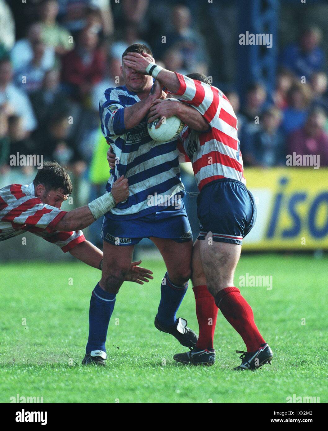 MARTIN KETTERIDGE & GARY LORD HALIFAX V OLDHAM 25 June 1996 Stock Photo ...