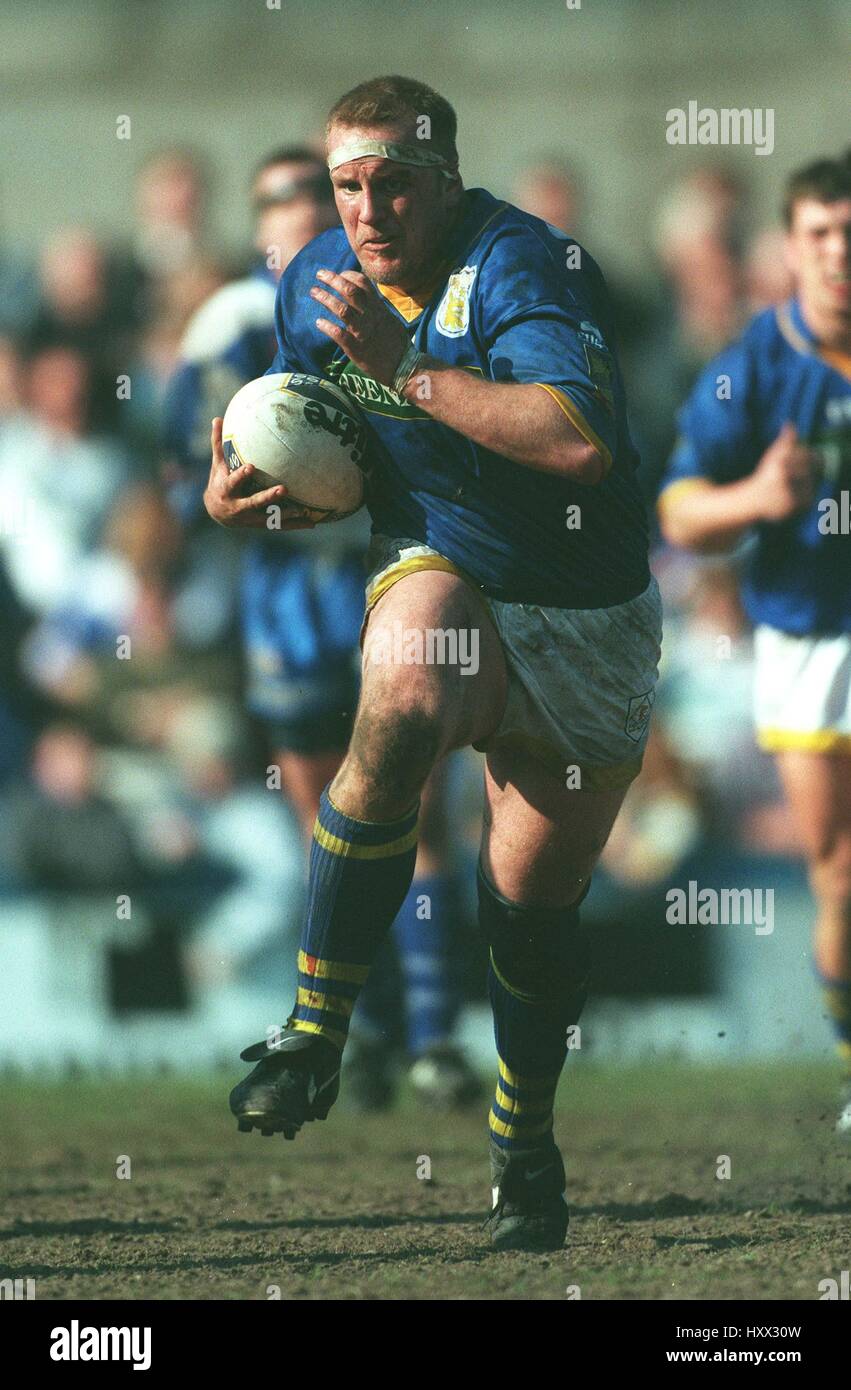 ANDY BENNETT WARRINGTON RLFC 22 August 1996 Stock Photo - Alamy