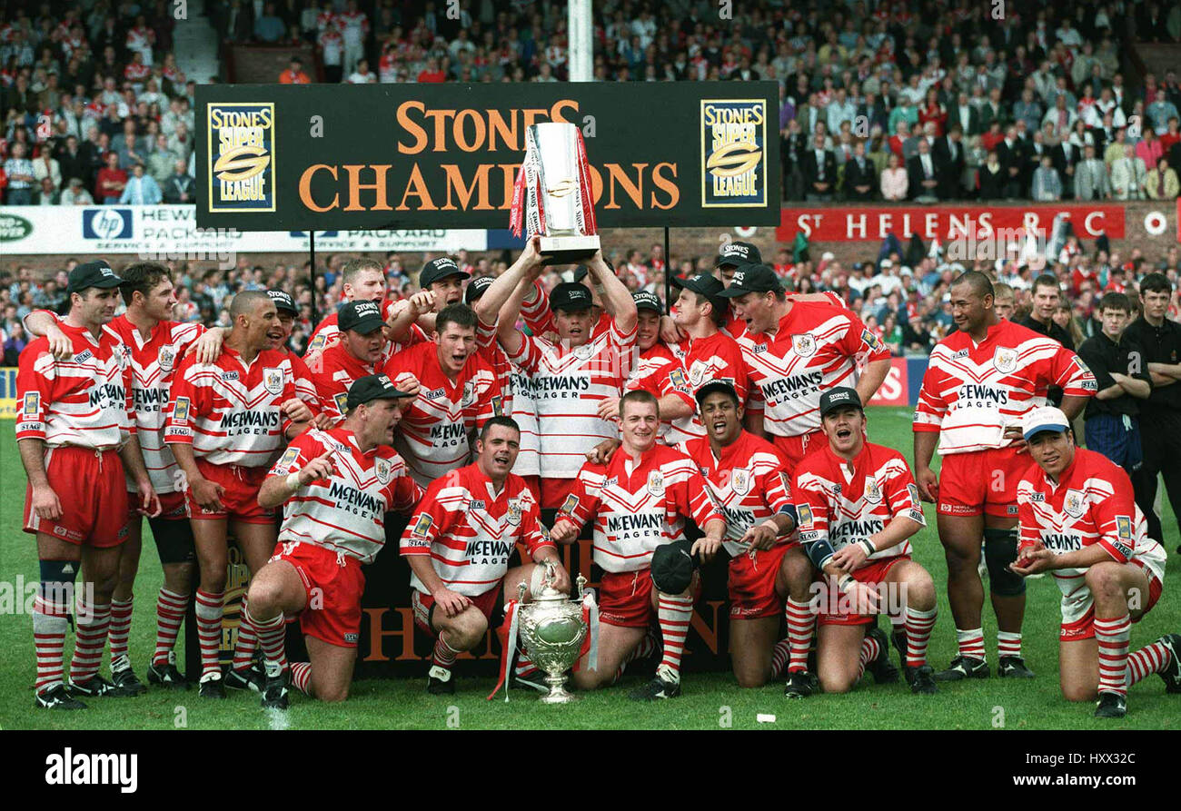 ST HELENS TEAM ST. HELENS CHAMPIONS 26 August 1996 Stock Photo - Alamy