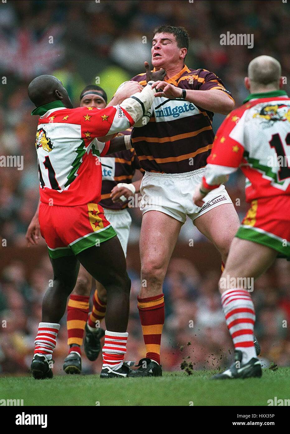 DAVE KING DARREN FLEARY HUDDERSFIELD V KEIGHLEY HUDDERSFIELD V KEIGHLEY ...