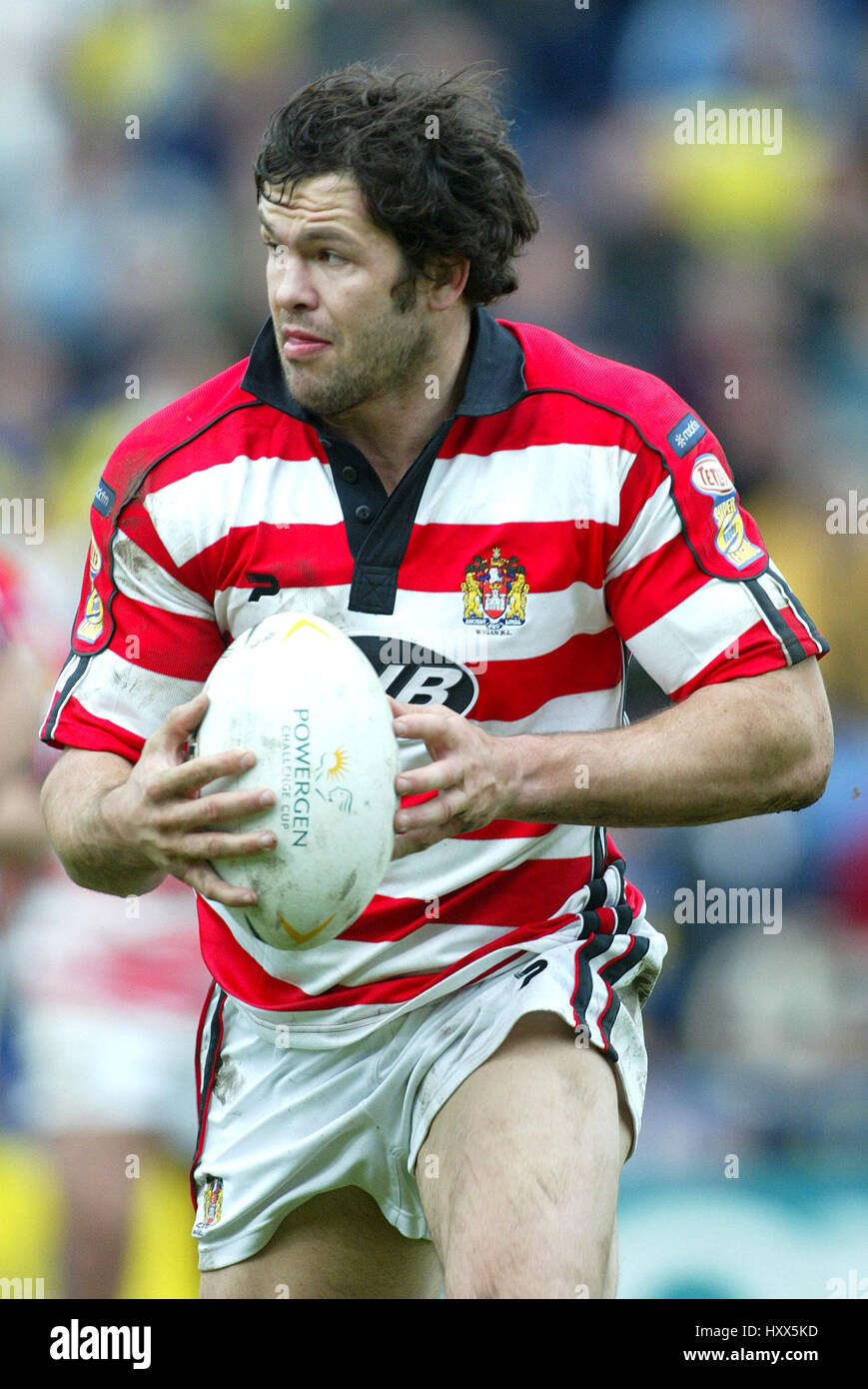 ANDREW FARRELL WIGAN WARRIORS RLFC WIDNES 26 April 2004 Stock Photo - Alamy