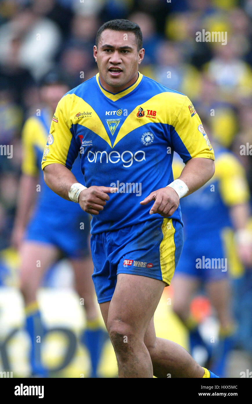 DANNY LIMA WARRINGTON WOLVES RLFC WIDNES 26 April 2004 Stock Photo - Alamy