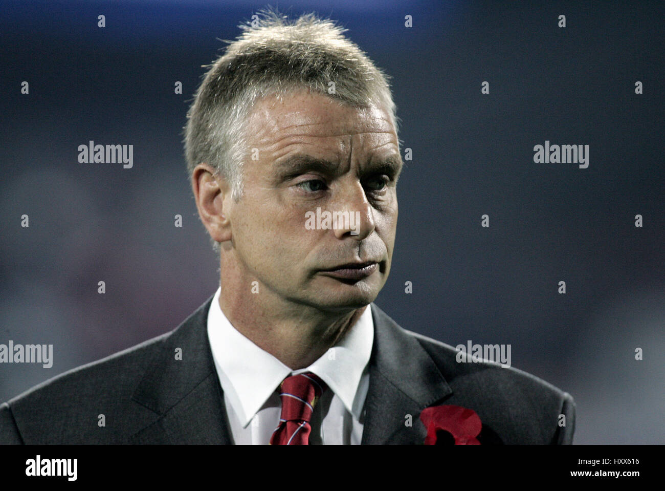 BRIAN NOBLE GREAT BRITAIN COACH MCALPINE STADIUM HUDDERSFIELD ENGLAND ...