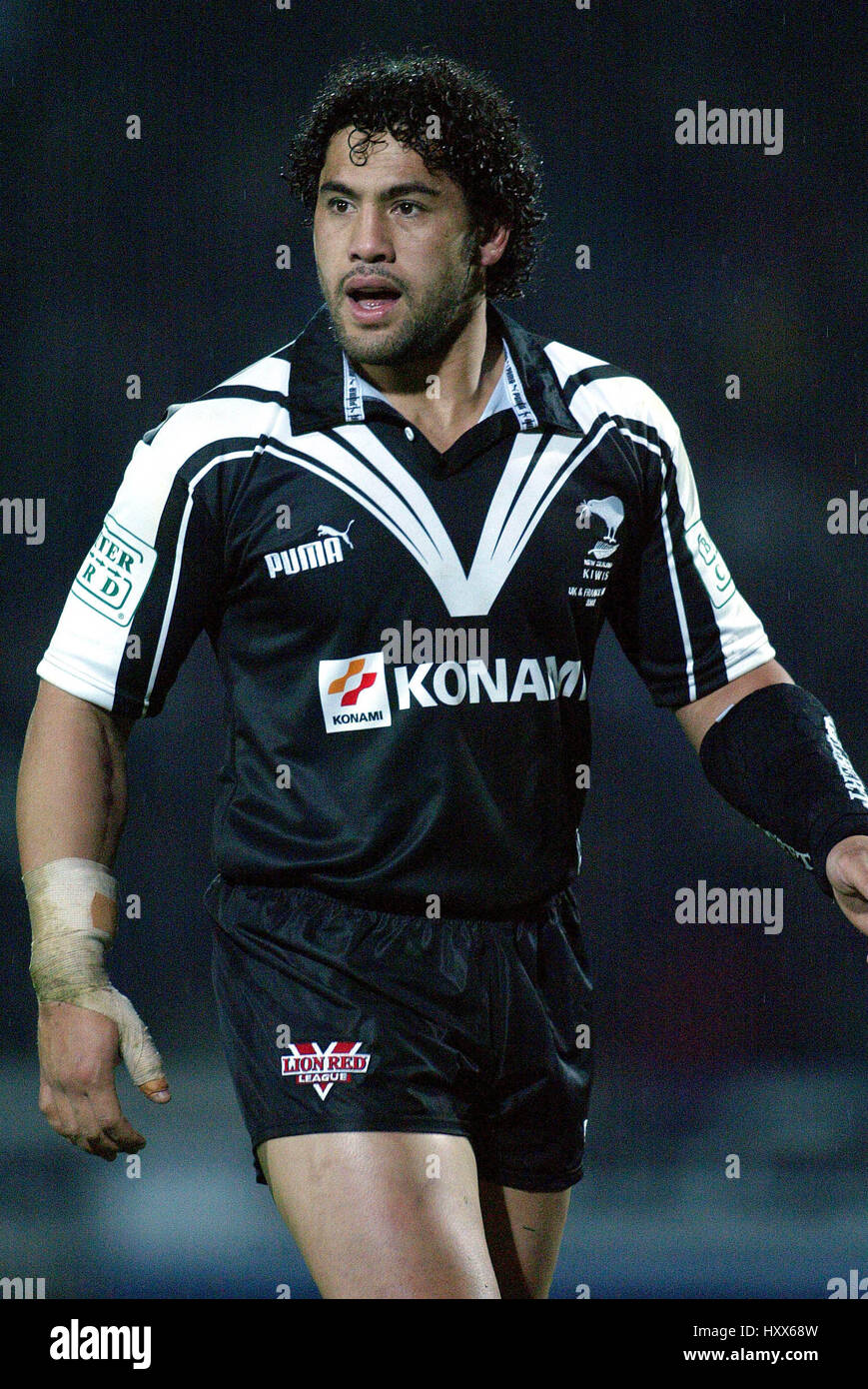 RUBEN WIKI NEW ZEALAND RL MCALPINE STADIUM HUDDERSFIELD ENGLAND 16 ...