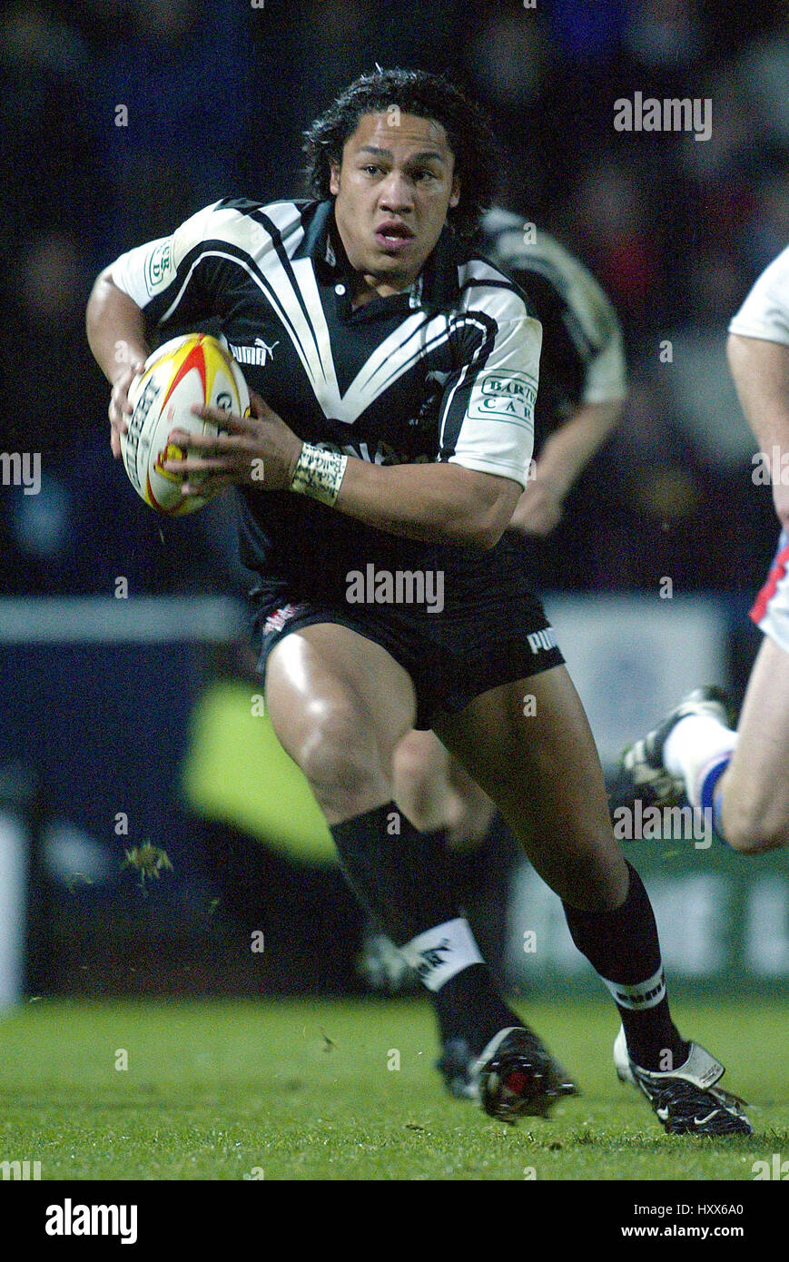 CLINTON TOOPI NEW ZEALAND RL MCALPINE STADIUM HUDDERSFIELD ENGLAND 16 ...