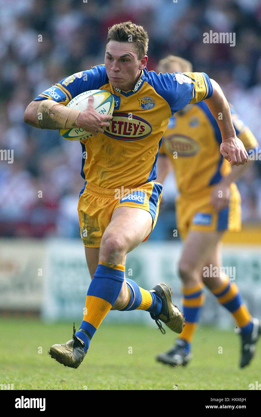 KEVIN SINFIELD LEEDS RHINOS RLFC MCALPINE STADIUM HUDDERSFIELD ENGLAND ...