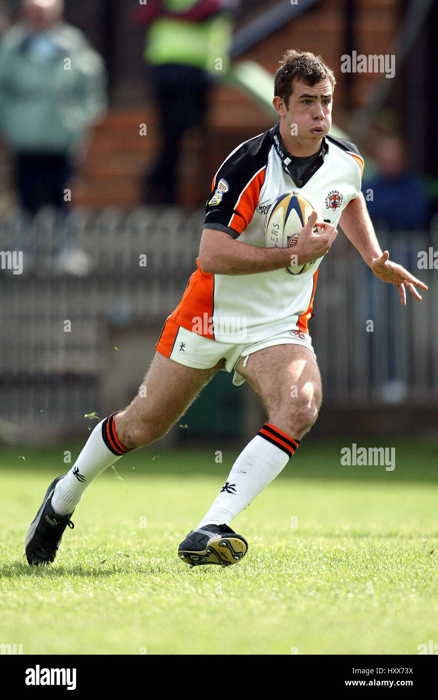 TOM SAXTON CASTLEFORD TIGERS CASTLEFORD RUGBY GROUND CASTLFORD ENGLAND ...
