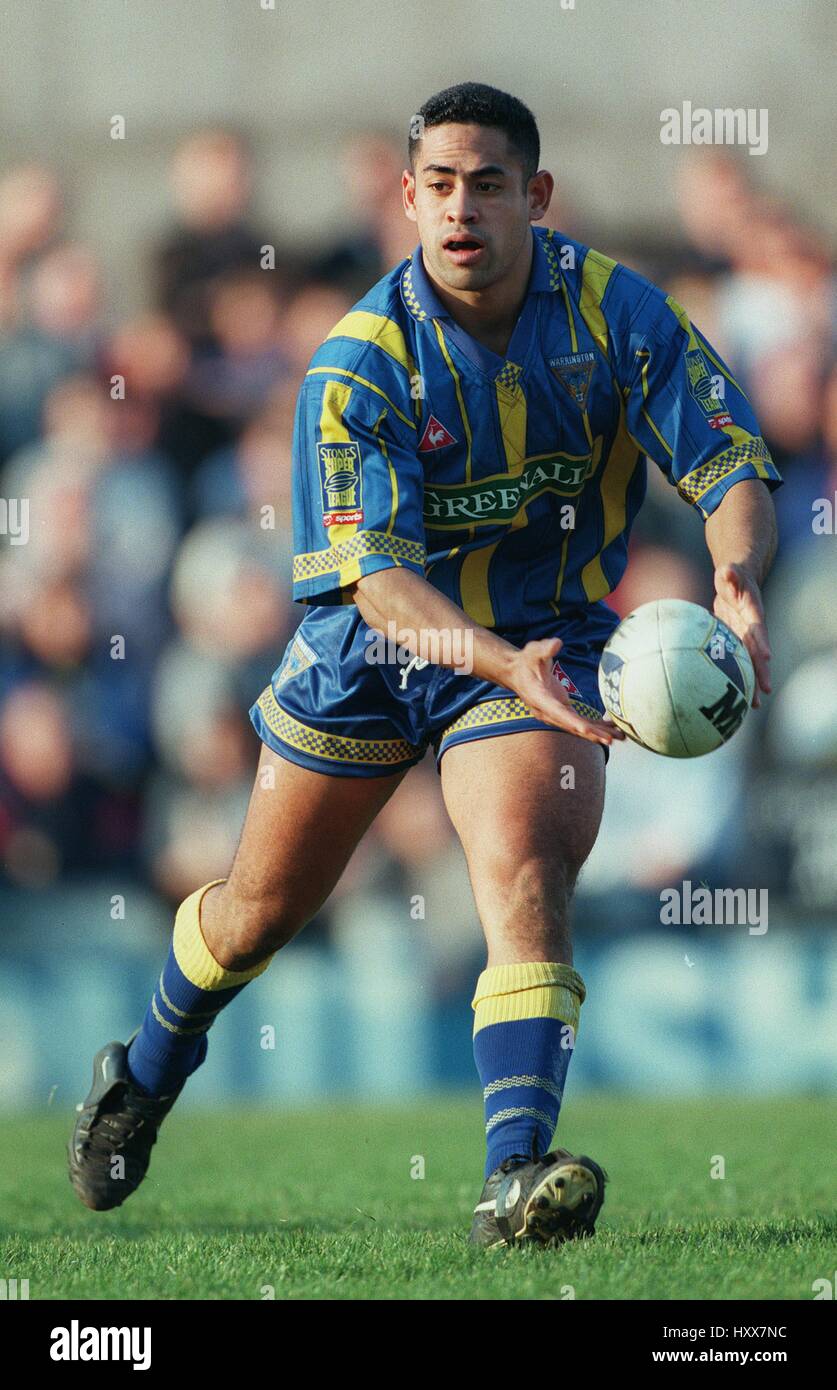 WILLIE SWANN WARRINGTON WOLVES RLFC 11 March 1997 Stock Photo - Alamy