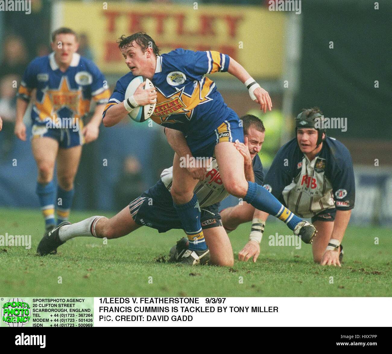 Leeds v featherstone hi-res stock photography and images - Alamy