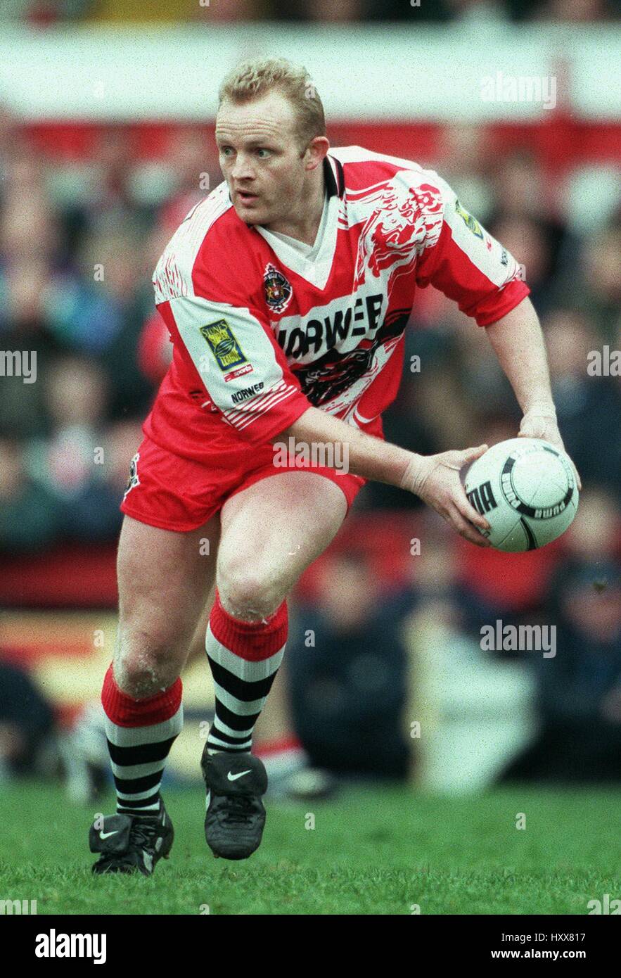 MARTIN HALL WIGAN WARRIORS RLFC 18 March 1997 Stock Photo - Alamy