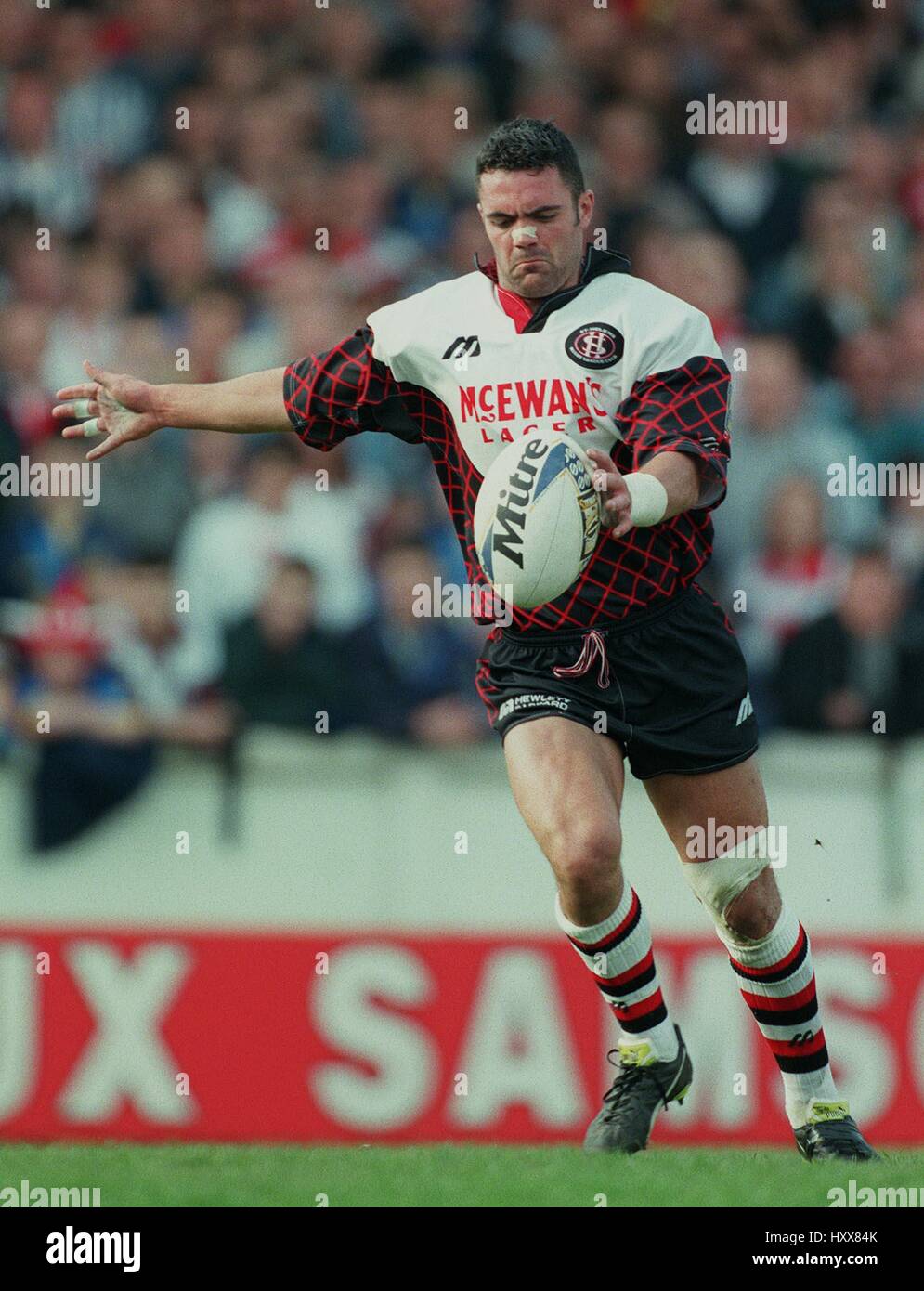 TOMMY MARTYN ST. HELENS RLFC 24 March 1997 Stock Photo - Alamy