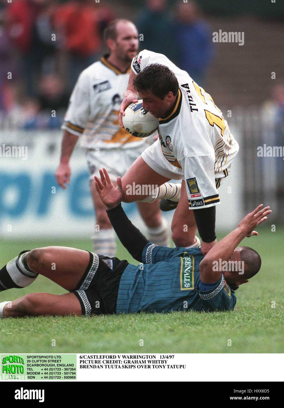 BRENDAN TUUTA & TONY TATUPU CASTLEFORD TIGERS V WARRINGTON 13 April ...