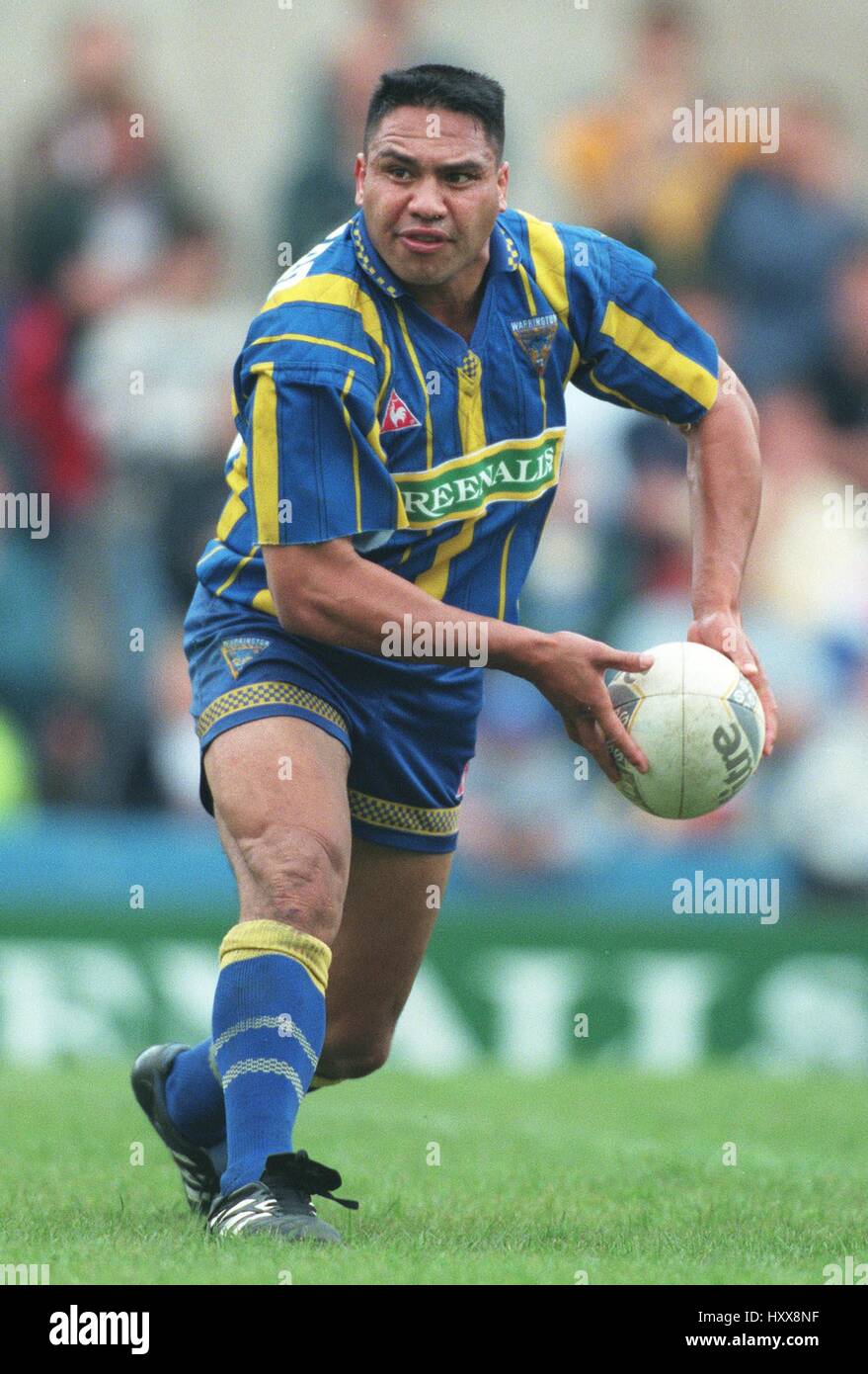 KELLY SHELFORD WARRINGTON WOLVES RLFC 28 May 1997 Stock Photo - Alamy