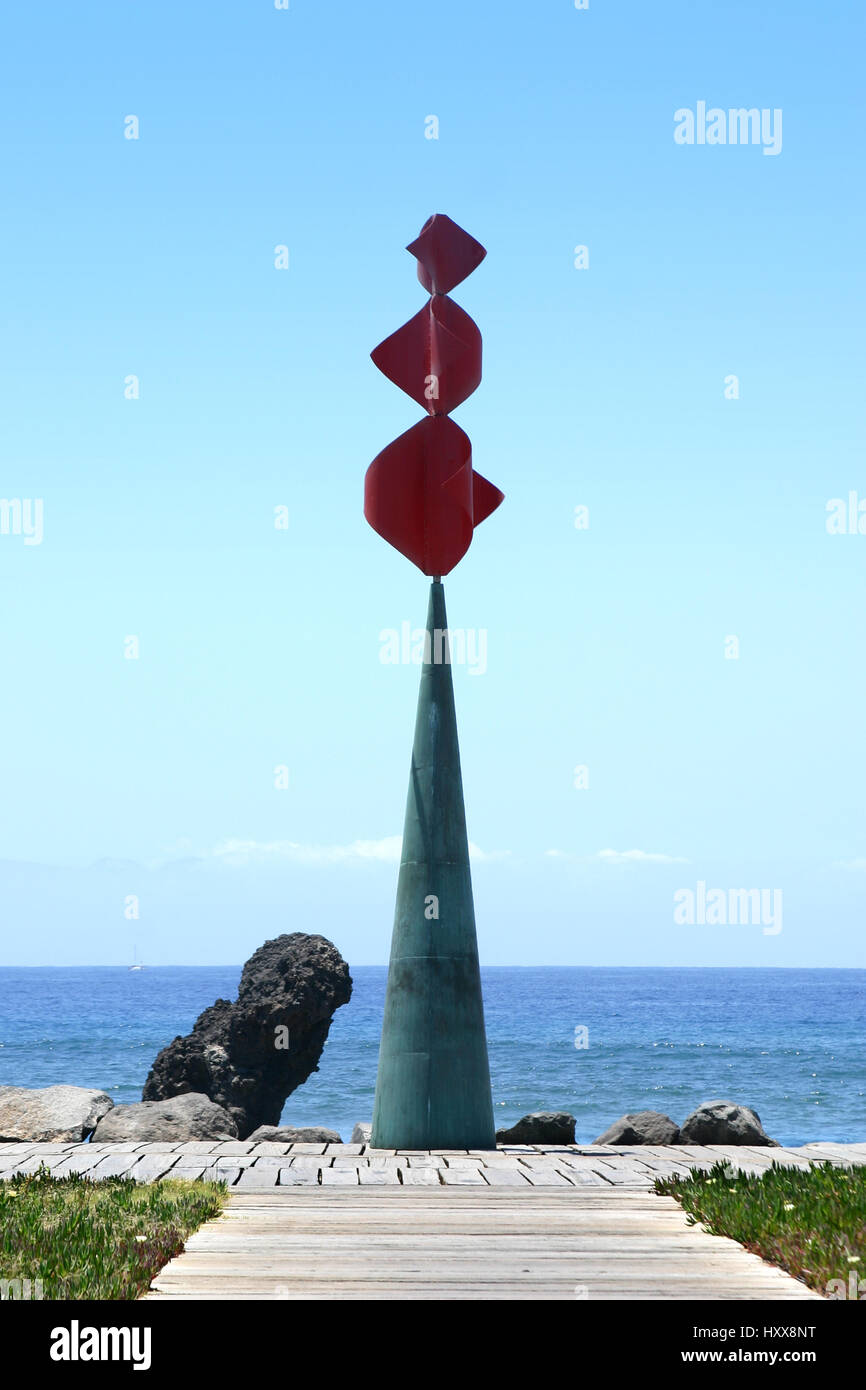 Tenerife Monument On The Seafront Stock Photo - Alamy