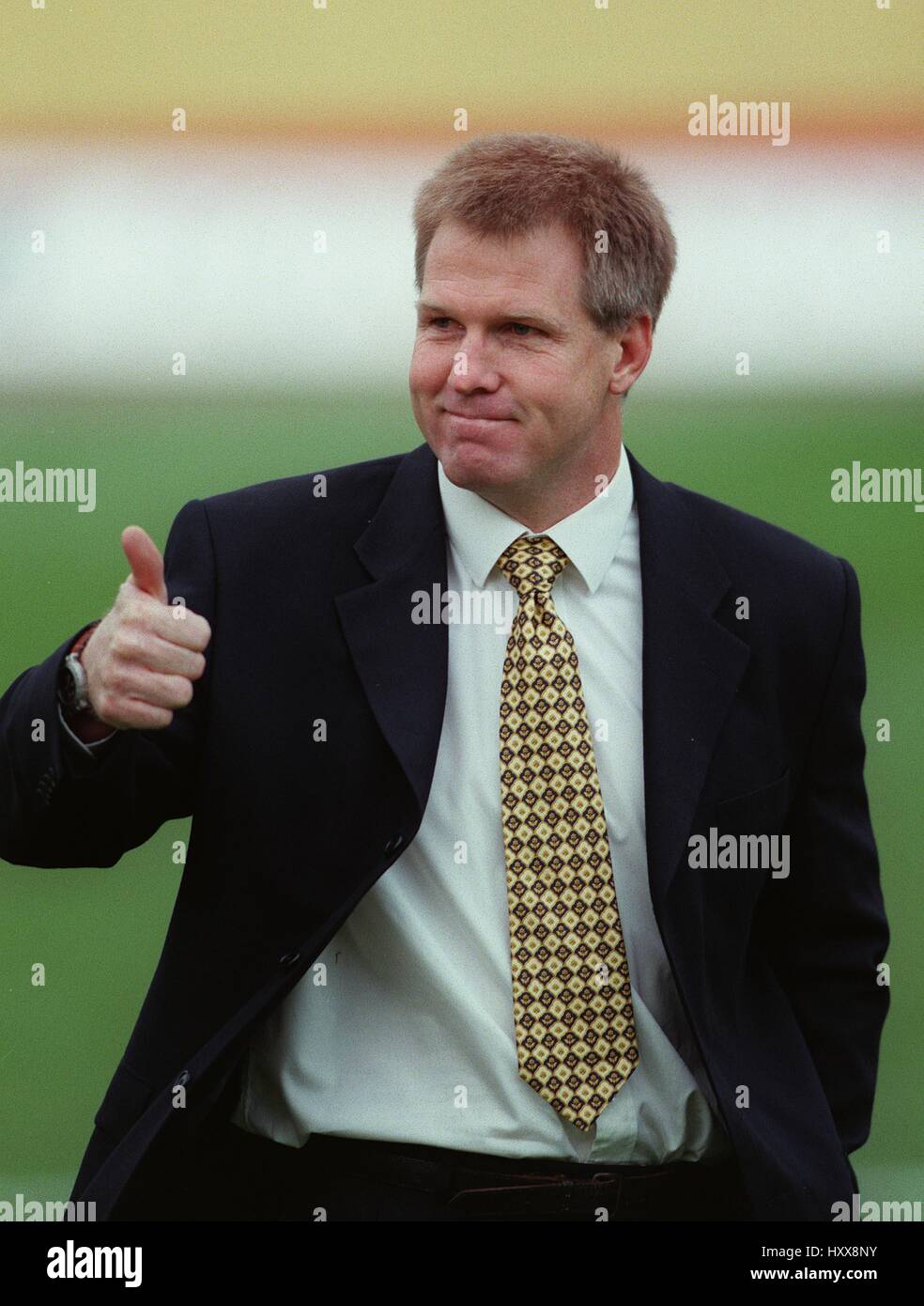 Matthew elliott hi-res stock photography and images - Alamy