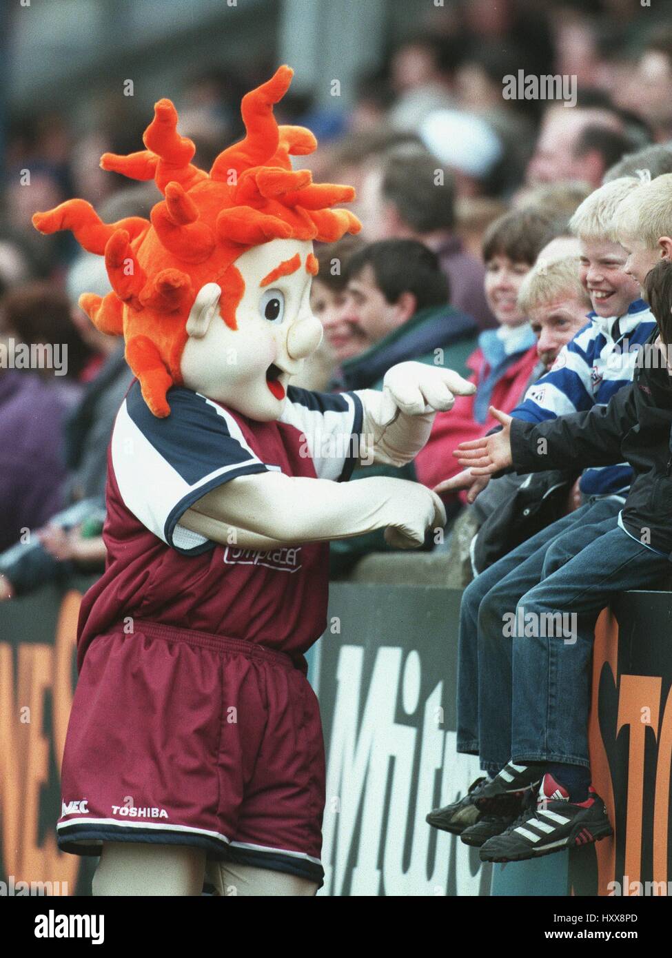 BLUEY MEETS HIS FANS HALIFAX BLUE SOX RLFC MASCOT 28 May 1997 Stock ...