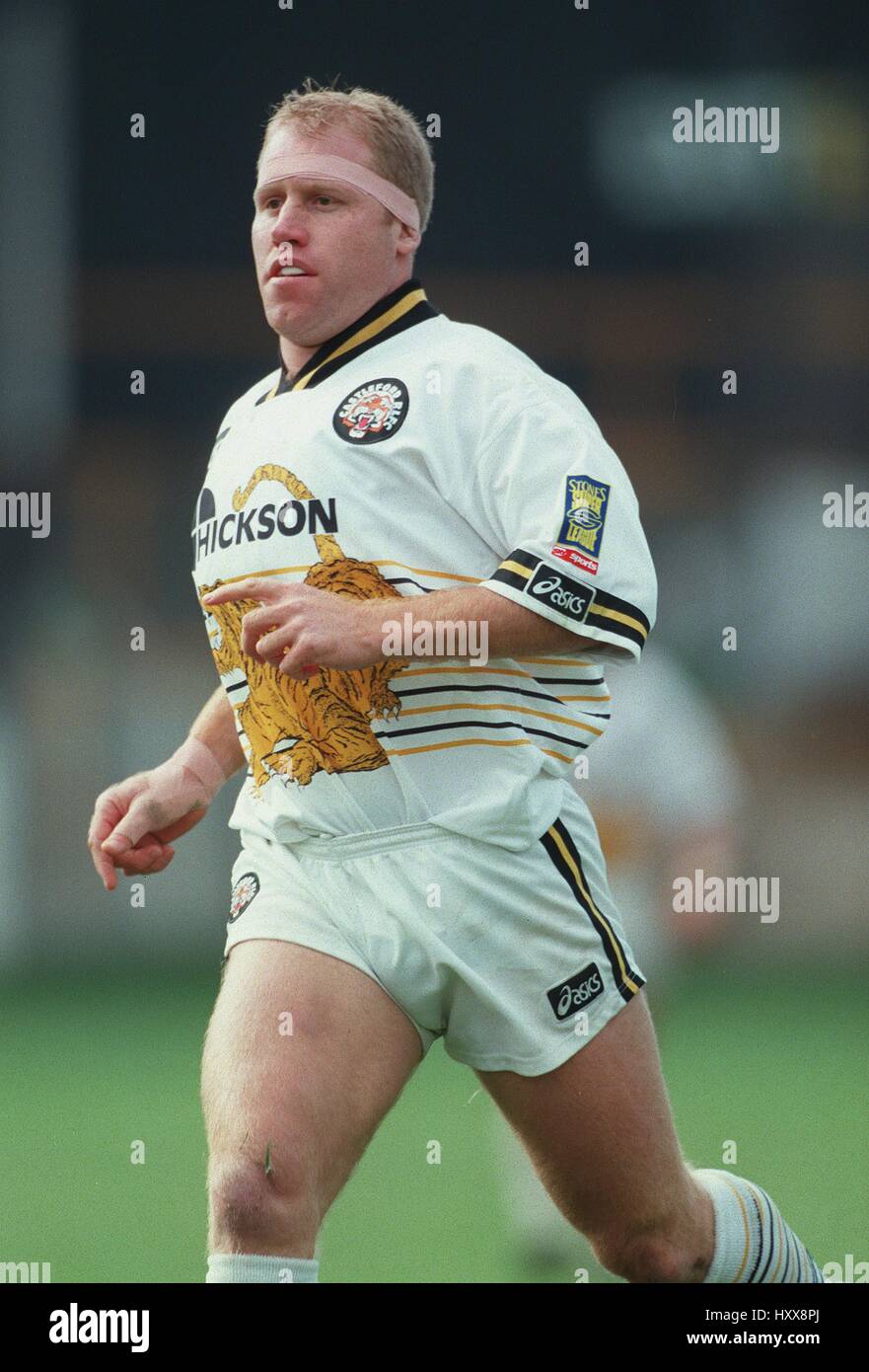 ANDREW SCHICK CASTLEFORD TIGERS RLFC 28 May 1997 Stock Photo - Alamy