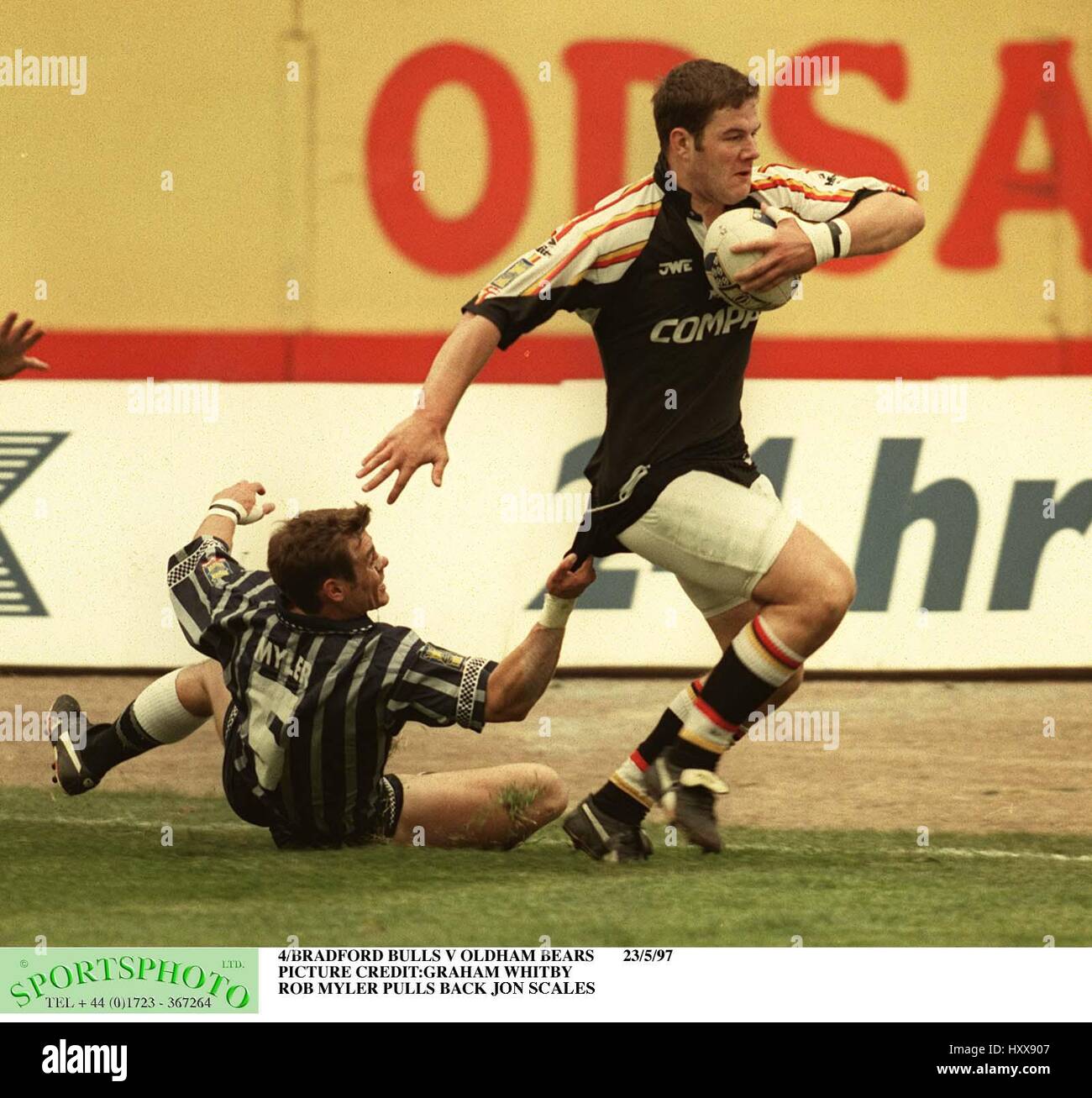 ROB MYLER & JON SCALES BRADFORD BULLS V OLDHAM BEARS 23 May 1997 Stock ...