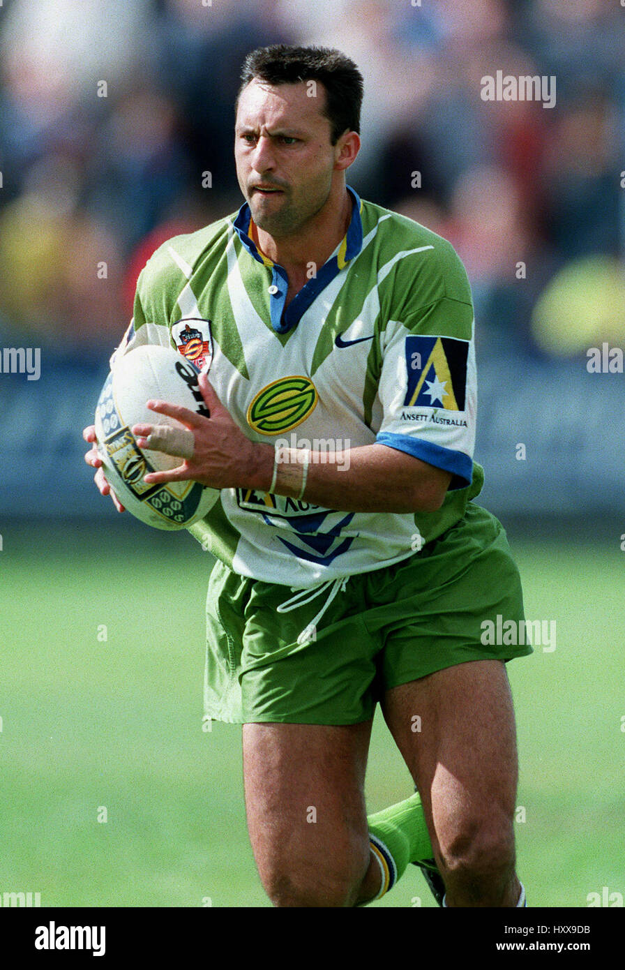 LAURIE DALEY CANBERRA RAIDERS 29 July 1997 Stock Photo - Alamy