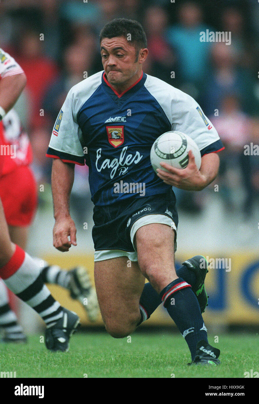 WHETU TAEWA SHEFFIELD EAGLES RLFC 06 August 1997 Stock Photo - Alamy