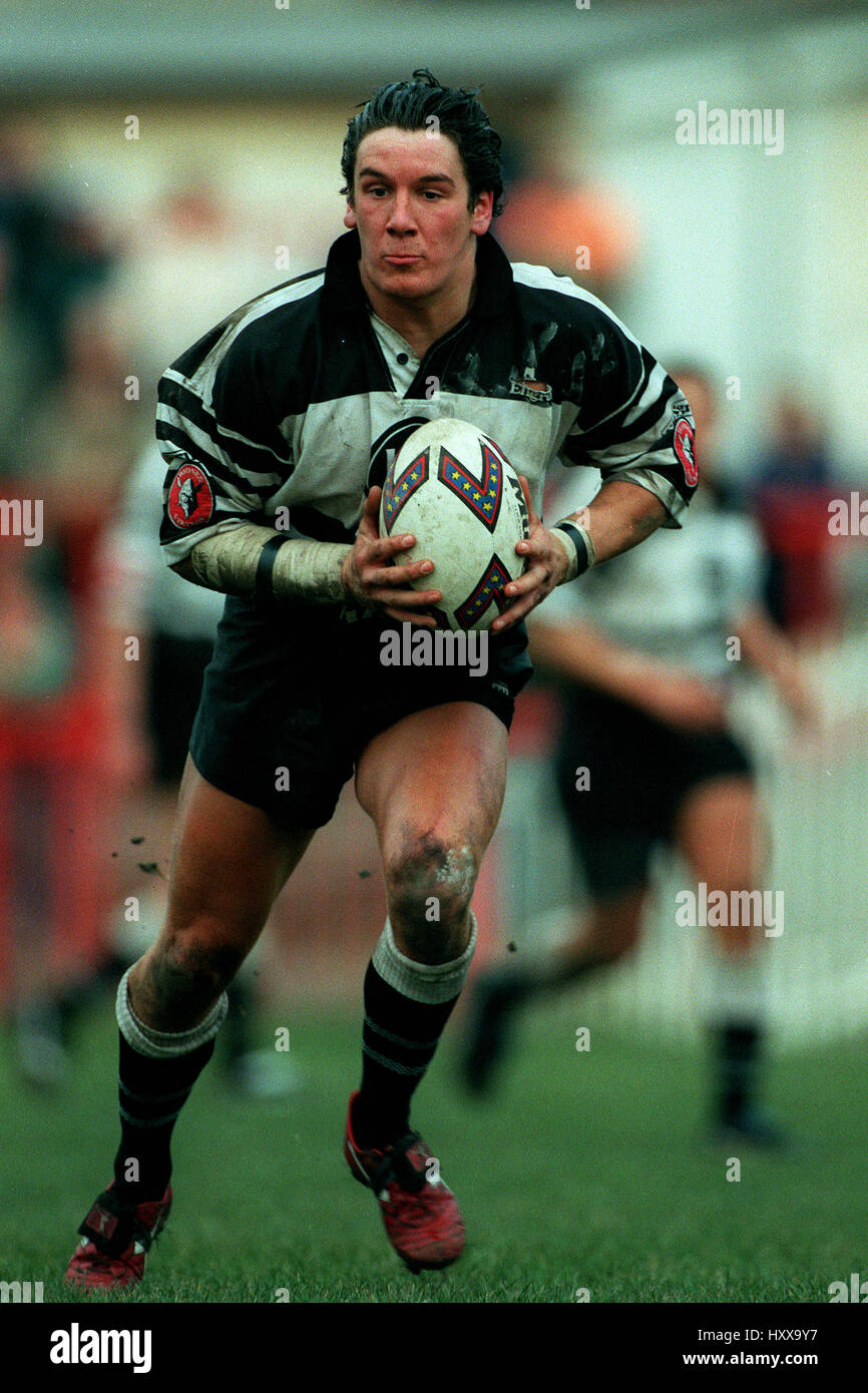 LEE ASHTON WIDNES VIKINGS RLFC 09 February 1998 Stock Photo - Alamy