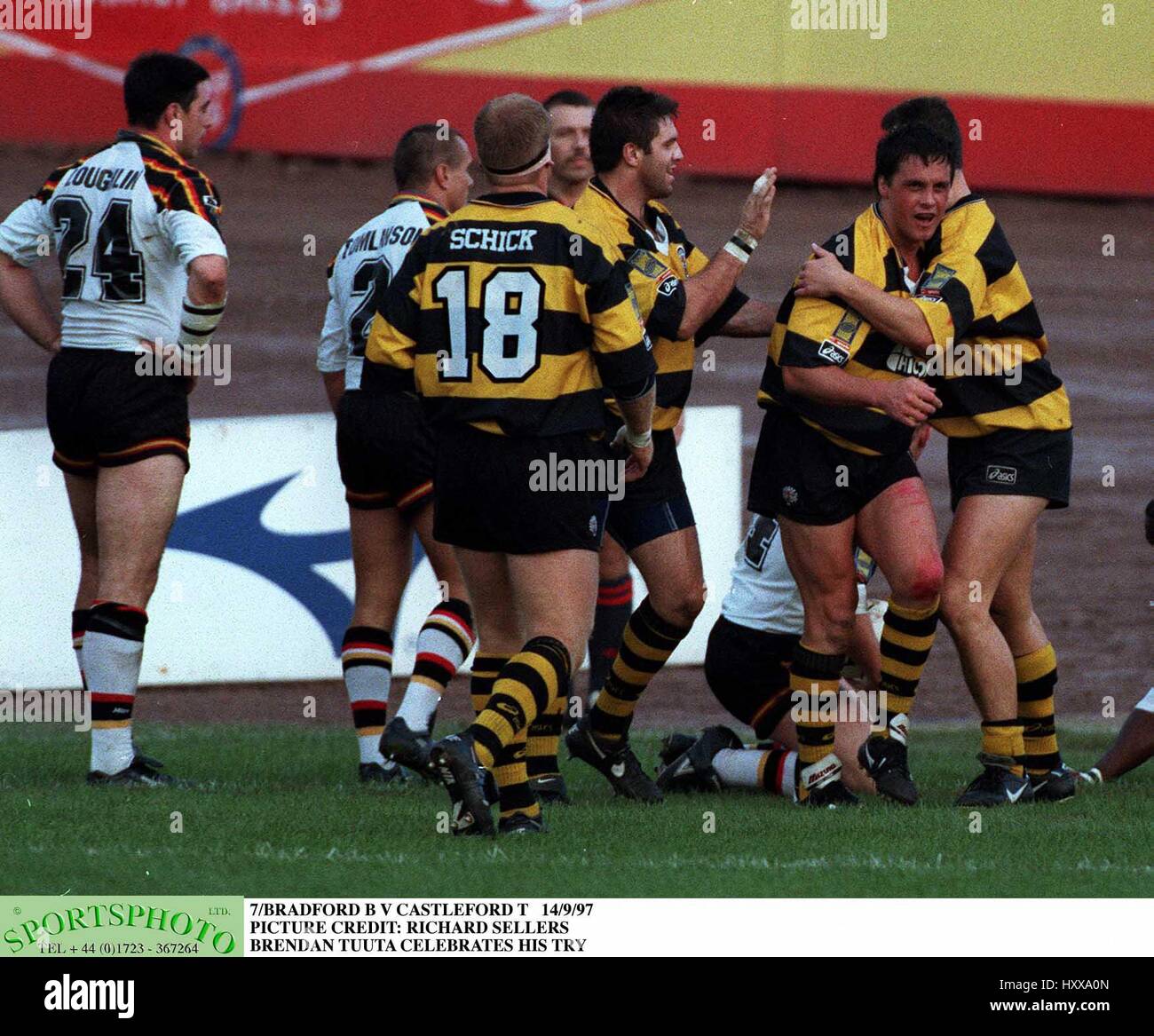 BRENDAN TUUTA CELEBRATES TRY BRADFORD BULLS V CASTLEFORD T 14 September ...