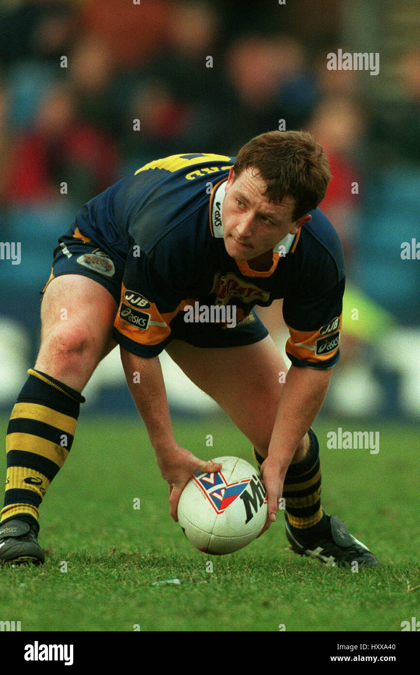 DEAN LAWFORD LEEDS RHINOS RLFC 17 February 1998 Stock Photo - Alamy