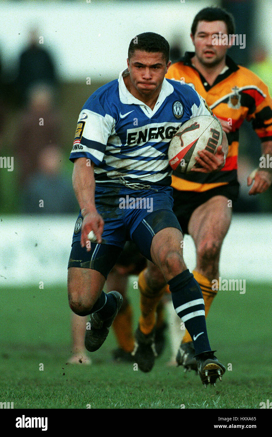 Robinson 1998 hi-res stock photography and images - Alamy