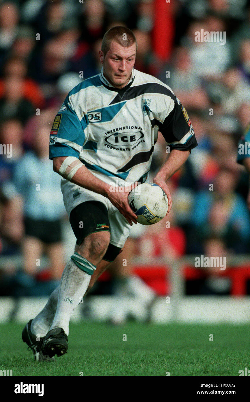 JIM LEATHAM HULL SHARKS RLFC 17 March 1998 Stock Photo - Alamy