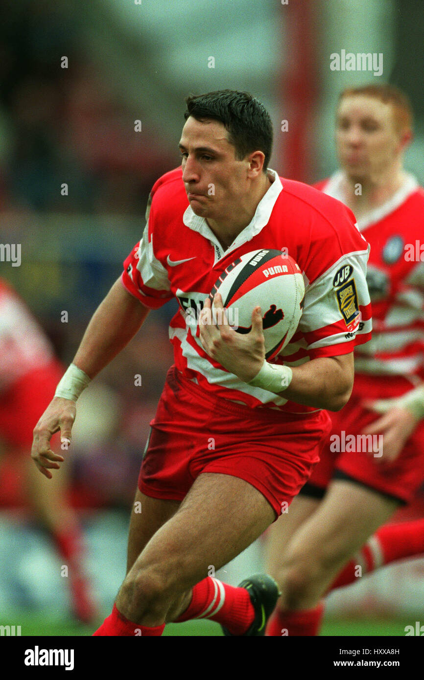 LEE GILMORE WIGAN WARRIORS RLFC 24 March 1998 Stock Photo - Alamy